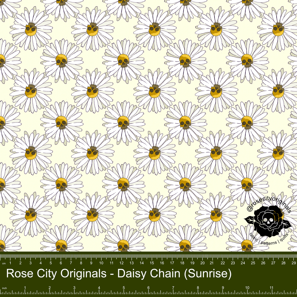Pushing Up Daisies - By The Yard - Daisy Chain (Sunrise ...